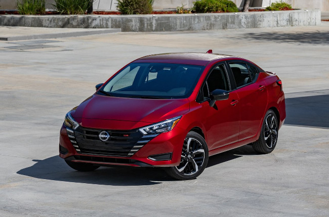 Take a look at the facelifted 2023 Nissan Almera | Autodeal