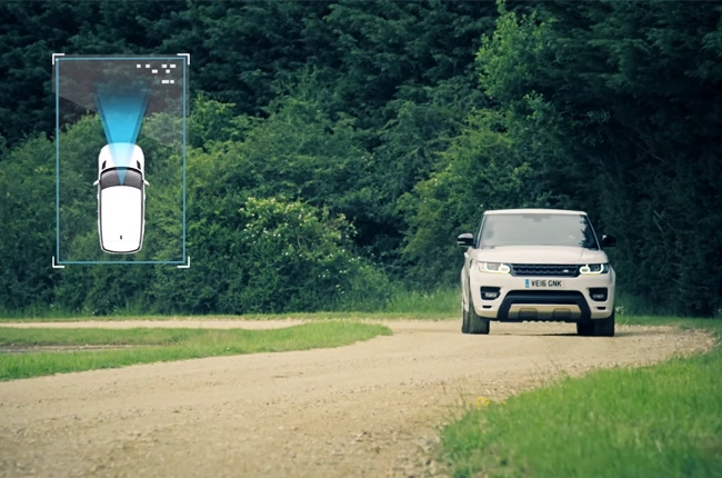 Land Rover reveals autonomous off-road driving tech | Autodeal