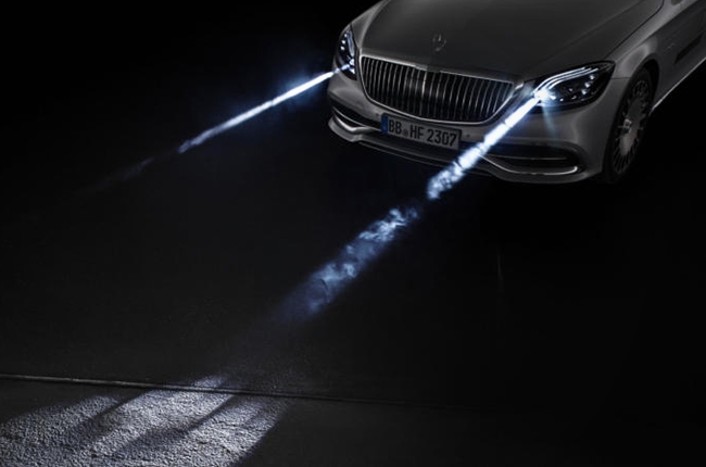 This Mercedes S-Class talks via its headlights. Wait, what? | Autodeal