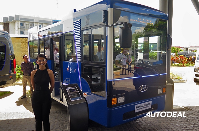 Hyundai PH features modern PUV at its first commercial vehicle expo ...