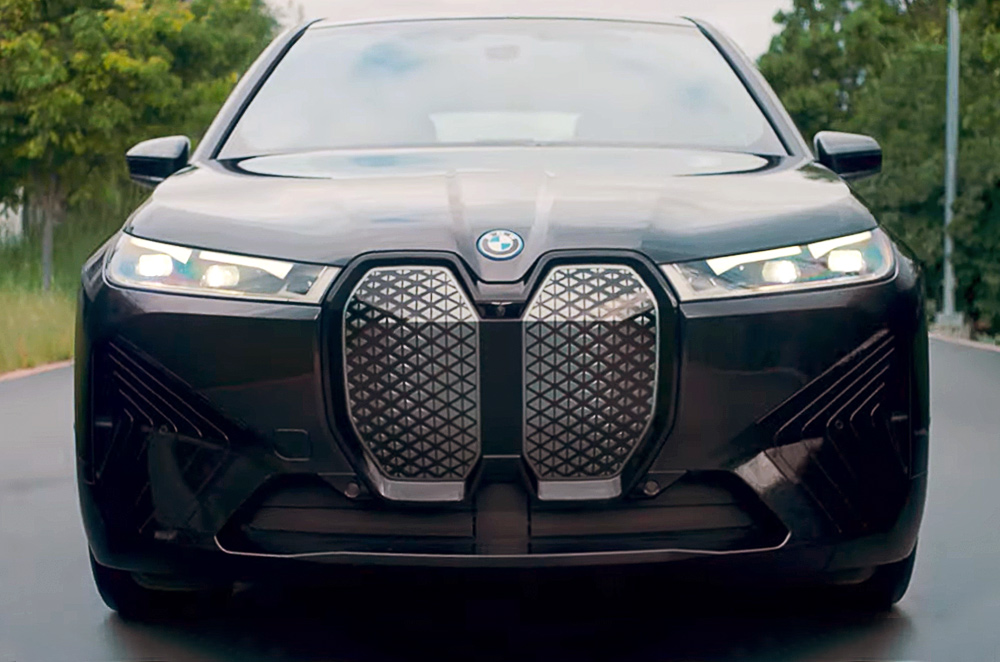 BMW partners with Meta to make vehicle-compatible VR goggles a reality ...