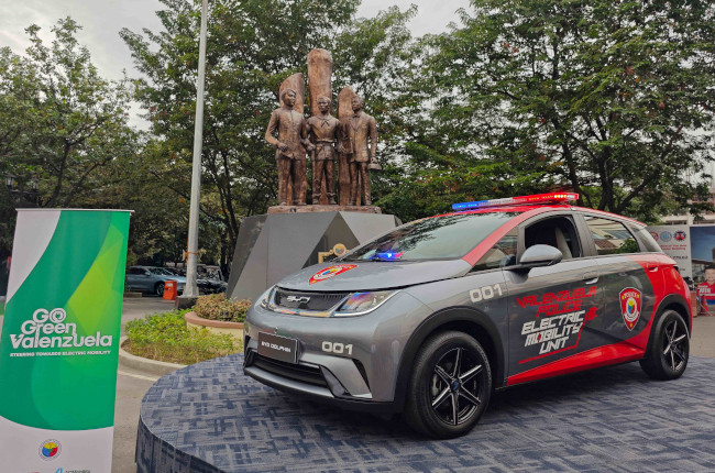 ACMobility and BYD team up with Valenzuela City to electrify police ...