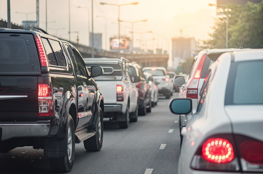 Traffic Hacks: How to relieve stress while stuck on EDSA | Autodeal