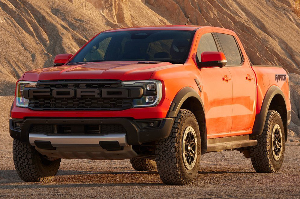 The 2023 Ford Ranger Raptor enters the Malaysia market with a 3.0-liter ...