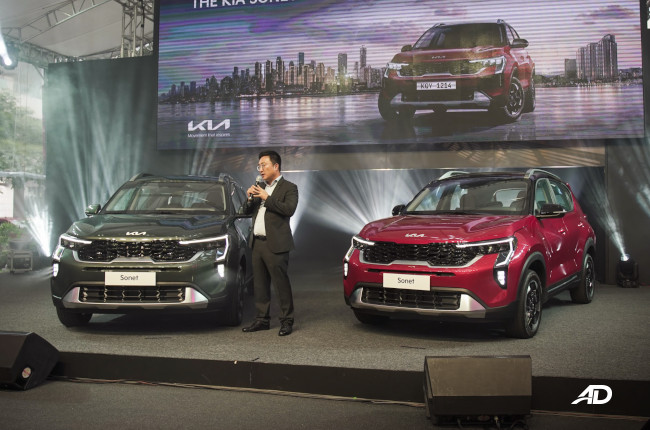 Kia launches the new Sonet starting at P758,000 | Autodeal