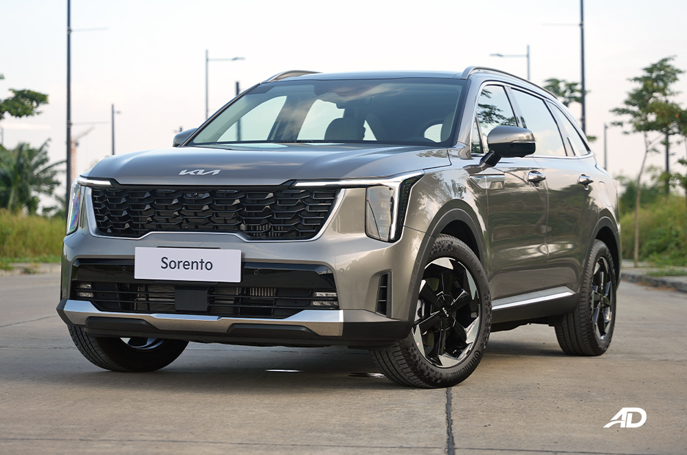 Kia Philippines officially launches Sorento Turbo Hybrid—prices start ...