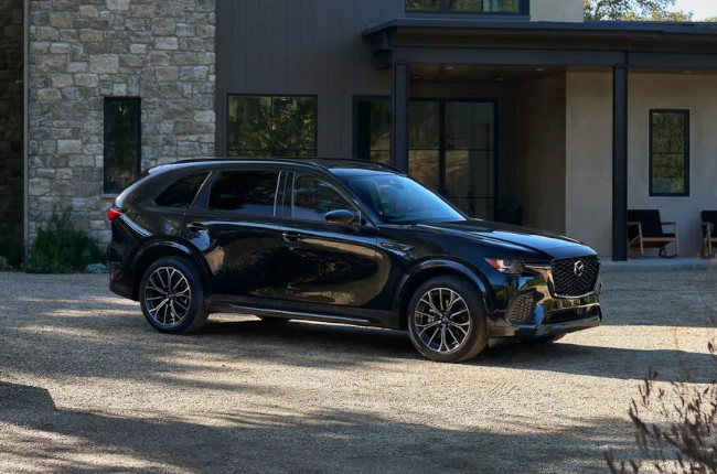 The Mazda CX-70 makes its global debut | Autodeal