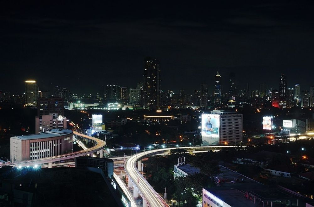 Metro Manila shortens curfew hours from 12 midnight to 4 AM starting ...