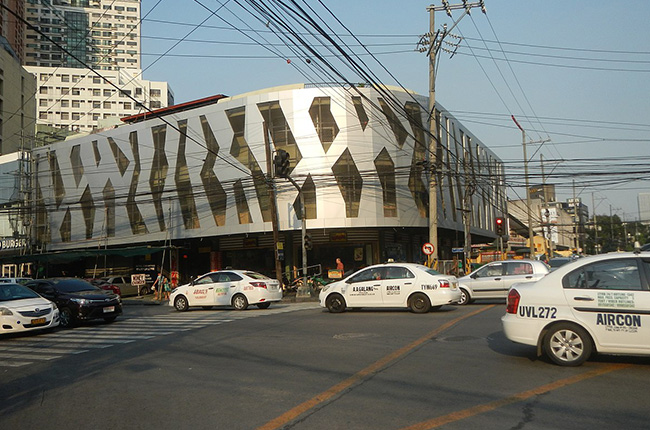 MMDA extends the suspension of the number coding scheme except for ...