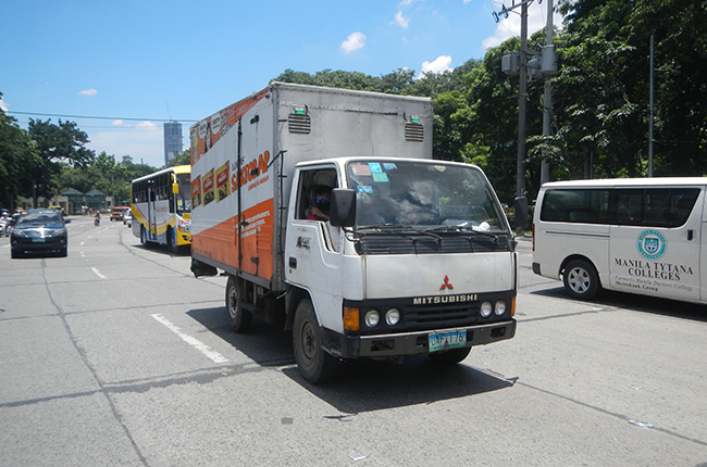 MMDA to resume light truck ban on EDSA and Shaw Boulevard starting May ...