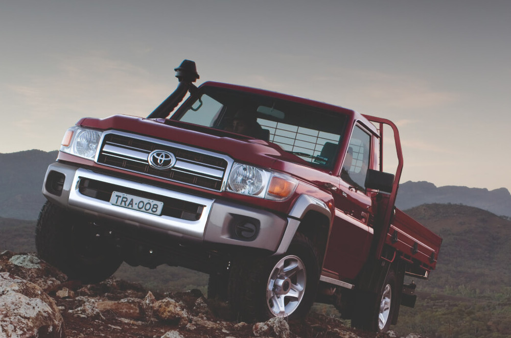 Toyota Land Cruiser 70 Series to get 2.8 diesel powertrain | Autodeal