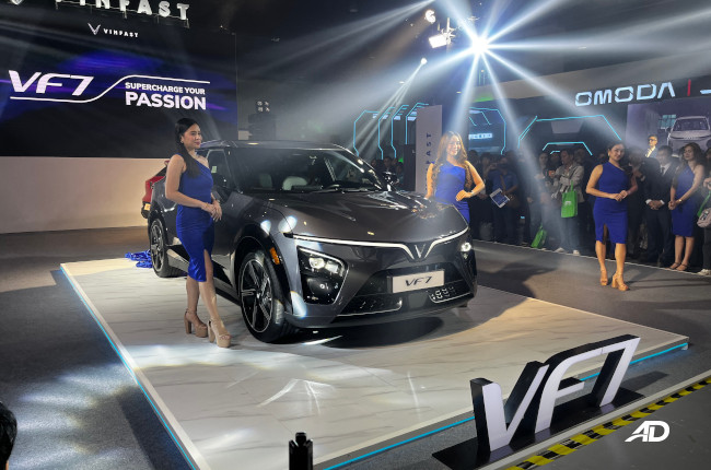 VinFast VF7 officially launched in the Philippines, price starts at P1 ...