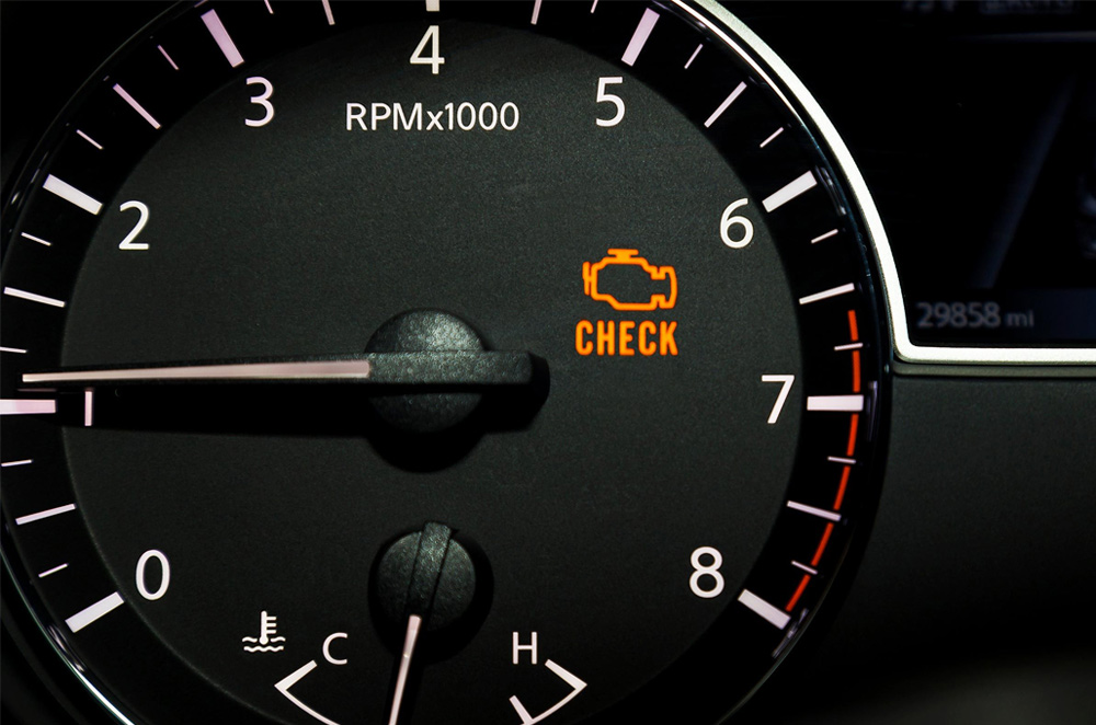 Why you shouldn’t ignore your car's warning lights | Autodeal